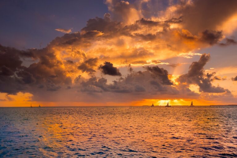 Florida Keys in April: What to Expect (2026) - Coco Plum Vacation Rentals